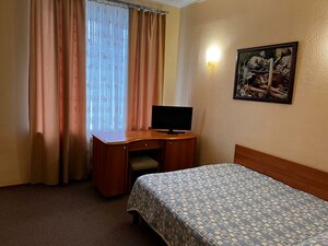 Gostinnyi Dvor (Nefterazvedochnaya ulitsa No:1), otel  Megion'dan