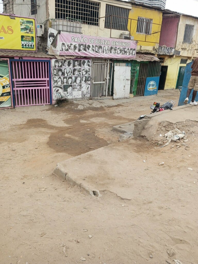 Kuaförler Salão de beleza, Loanda, foto