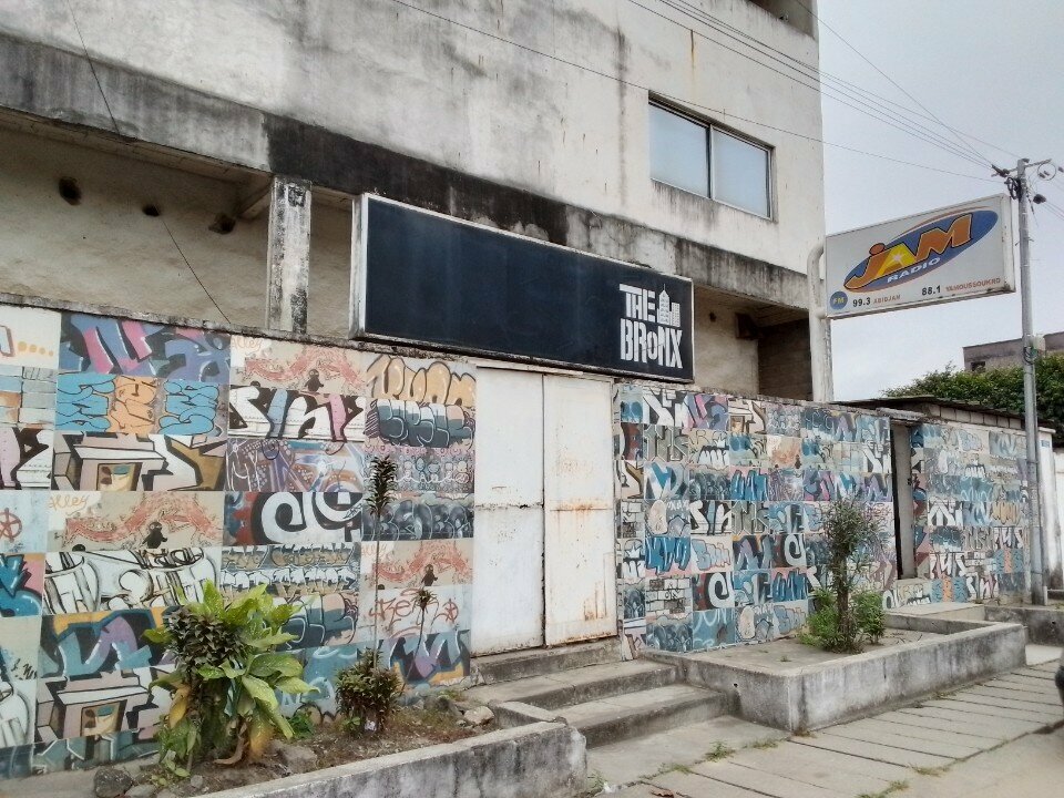 Bar The Bronx, Abican, foto