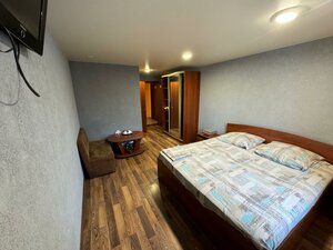 Gostinichny kompleks na Bogatkova (Borisa Bogatkova Street No:119, Novosibirsk), otel  Novosibirsk'ten