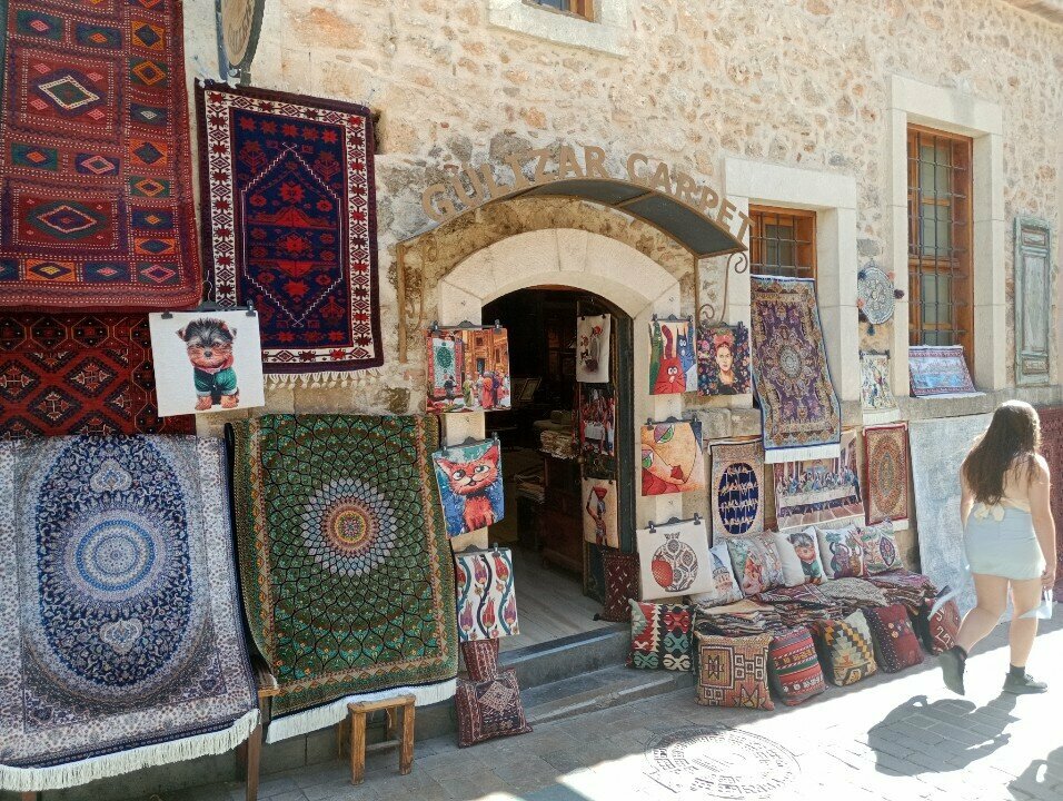 Mini-market Gülizar Carpet, Antalya, foto