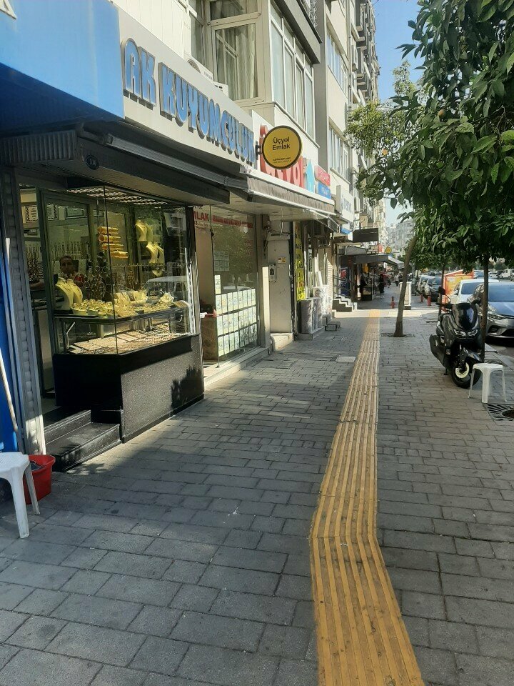 Kuyumcular Ak Kuyumculuk, İzmir, foto
