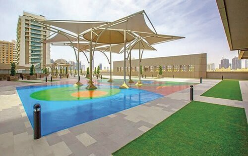 Emlak ofisi Invest Real Estate, Dubai, foto