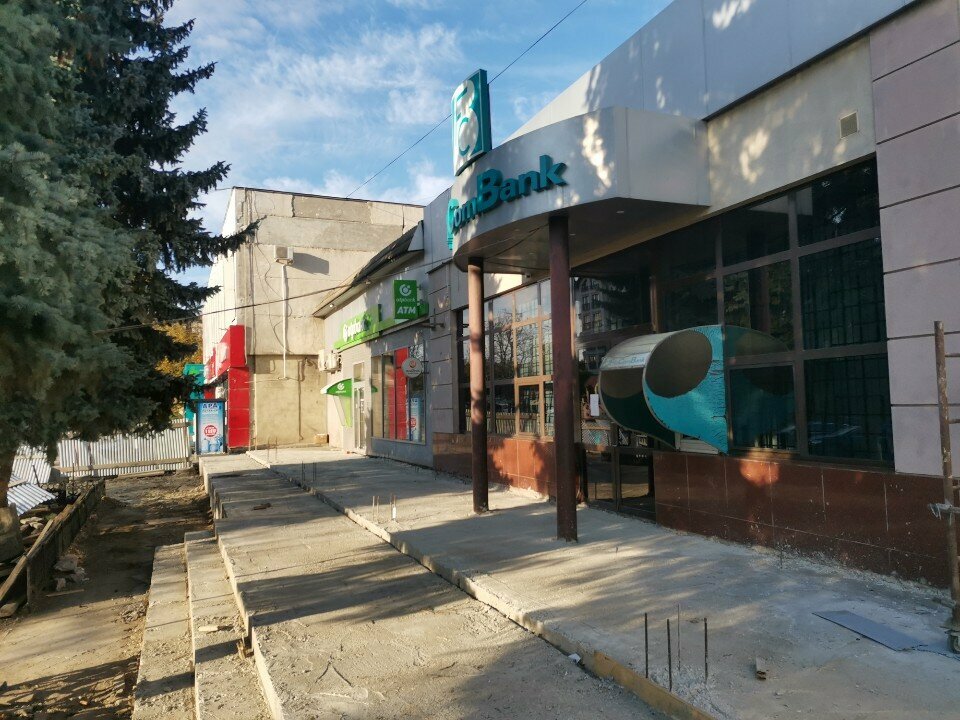 ATM'ler FinComBank, Ialoveni, foto