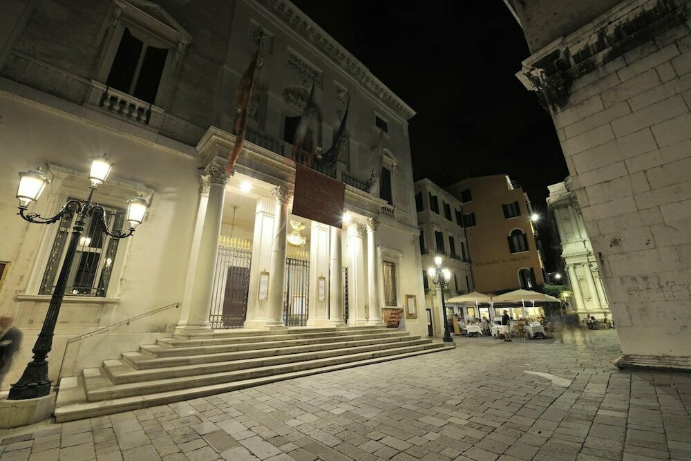 Otel Al Theatro Palace, Venedik, foto