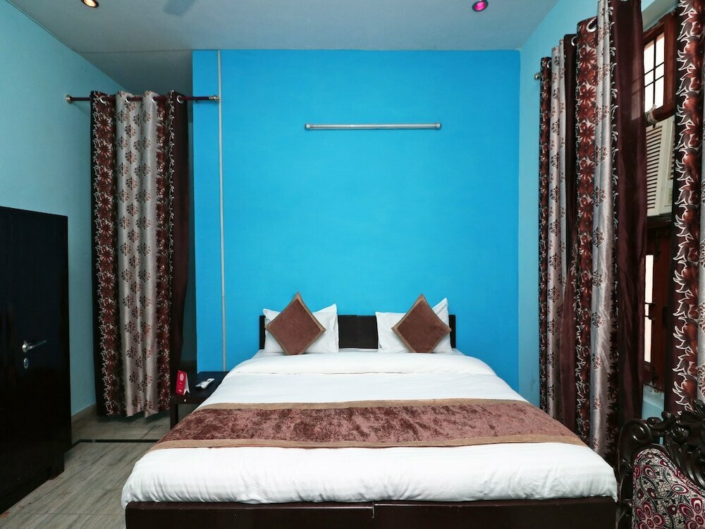 Otel Oyo 16146 Royal Guest House, Faridabad, foto