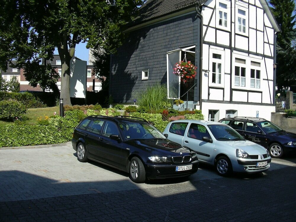 Otel Hotel Theile garni, Gummersbach, foto