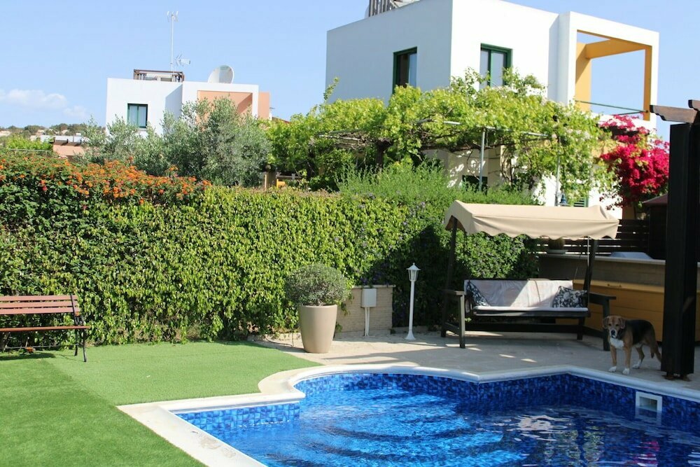Otel Immaculate 3-bed House in Pentakomo, Larnaka İlçesi, foto