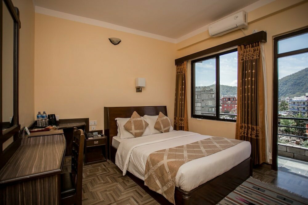 Otel Hotel Peninsula Pokhara, Pokhara, foto