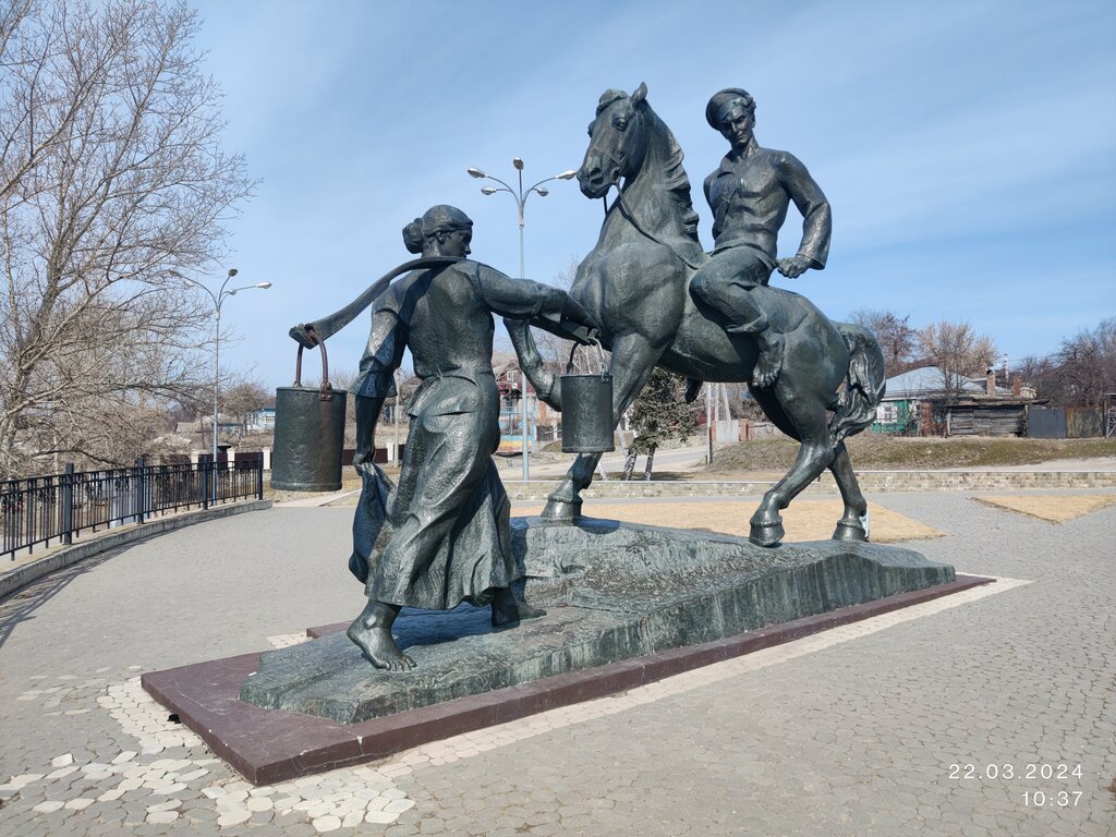 Park, sokak heykeli Григорий и Аксинья, Rostovskaya oblastı, foto