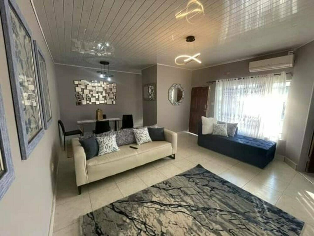 Otel Spacious 2 Bedroomed Semi-detached Fully Furnished Apartment Num01, Lusaka, foto