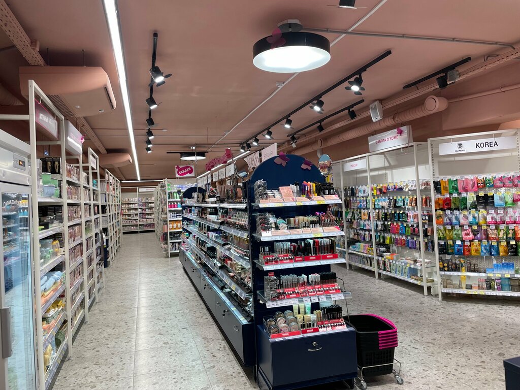 Kozmetik ve parfümeri mağazaları M. Kosmetik, Briansk, foto