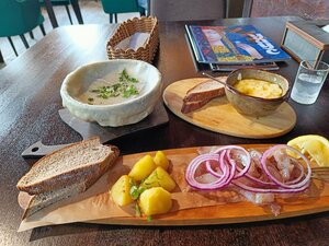 Ulus (3 July street No:23, Irkutsk), restoran  Irkutsk'tan