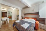 San Felice Colourful Studio (Via San Felice No:28, Calderara di Reno), kısa süreli konaklama  Bologna'dan