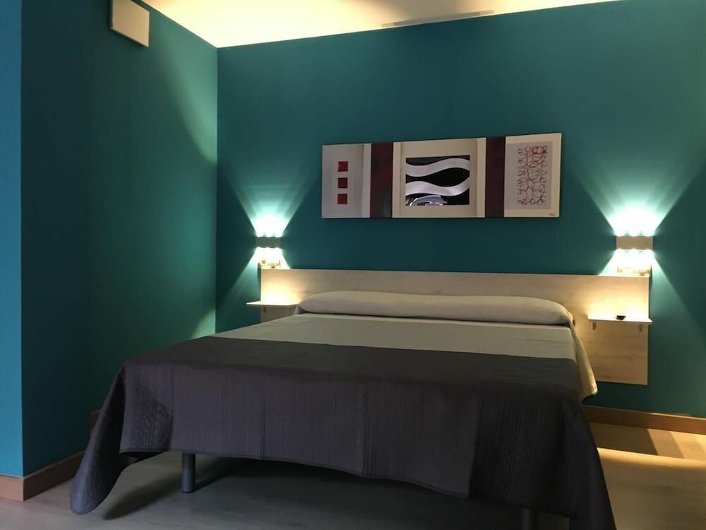 Otel Hostal Manila, Katalonya, foto