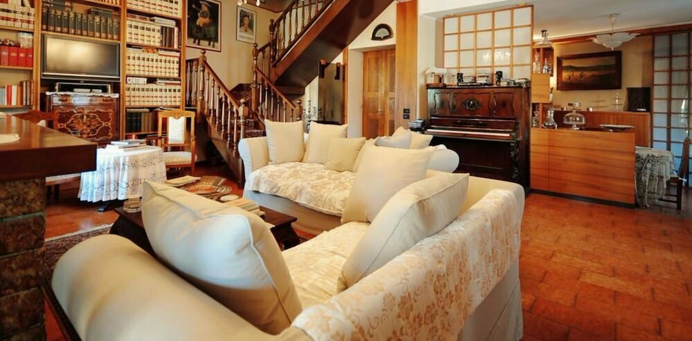 Otel Villa Marisa bed breakfast and books, Pavia, foto