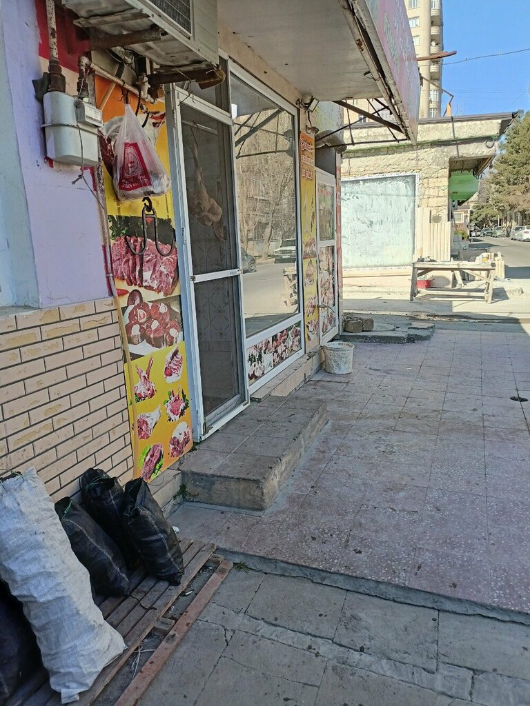 Kasap, şarküteri Bizim qessab, Bakü, foto