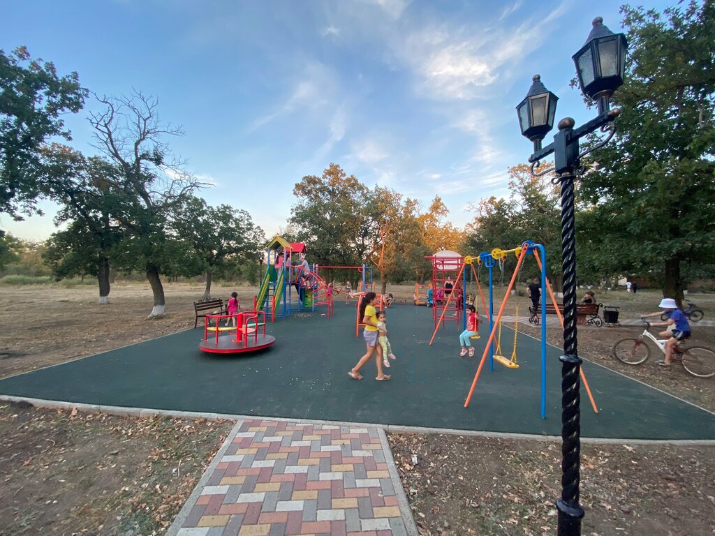 Kültür ve eğlence parkları Дубовая Роща, Kalmukya, foto