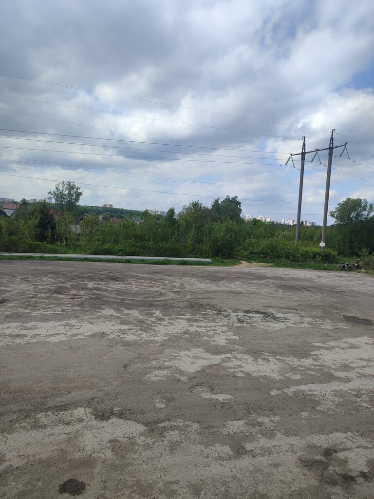 Otoparklar Parking lot, Orel, foto