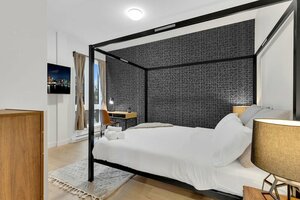 Deluxe Suites Downtown Montreal (Quebec, Montreal, Notre-Dame Street East), otel  Montreal'dan
