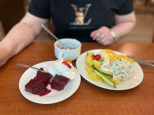 Restoran Zhemchuzhina, Zelenogorsk, foto
