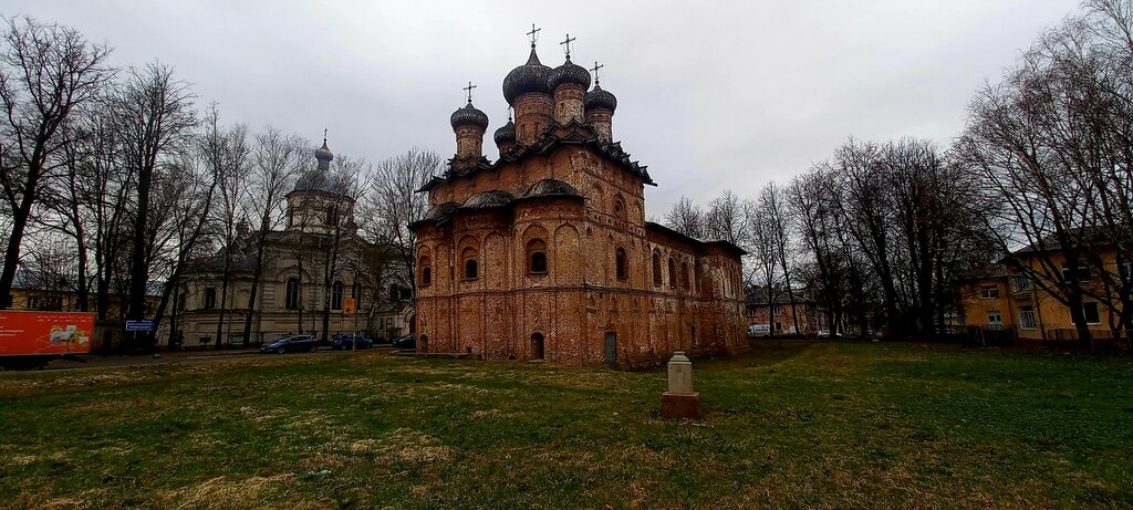 Ortodoks kiliseleri Church of the Apostles Peter and Paul in Kozhevniki, Velikiy Novgorod, foto