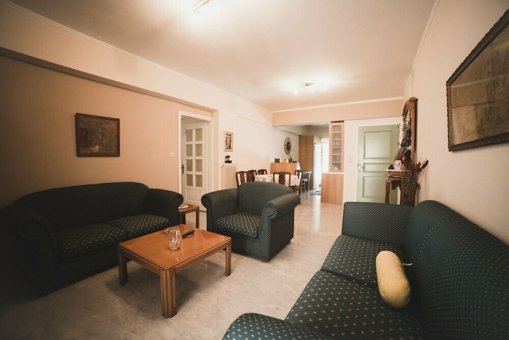 Otel Apartment on Nikaias 5, Patras (Balyabadra), foto