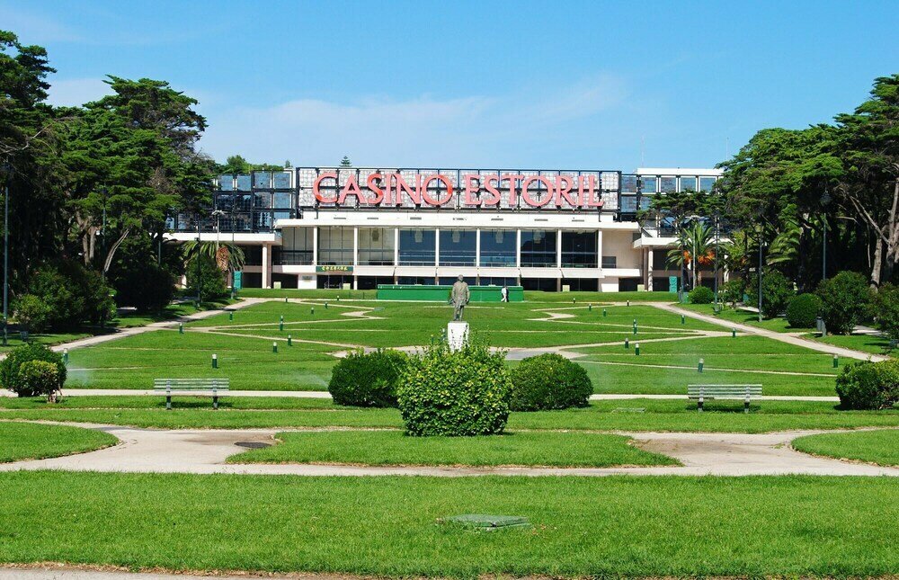 Otel Cushy Apartment with garden in Estoril, Lizbon İlçesi, foto