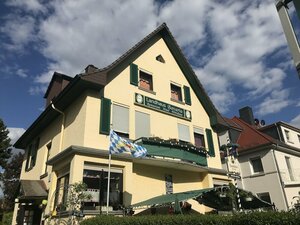 Landhaus Bavaria (Hesse, Wetteraukreis, Bad Nauheim, Frankfurter Straße), otel  Bad Nauheim'dan