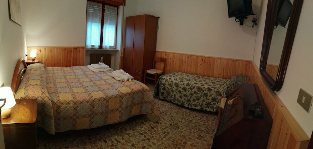 Otel Conte Antonio da Montecopiolo, Marche, foto