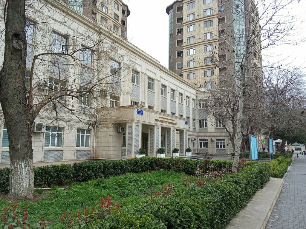 Yüksekokul 1 Nomreli Baki Tibb Kolleci, Bakü, foto