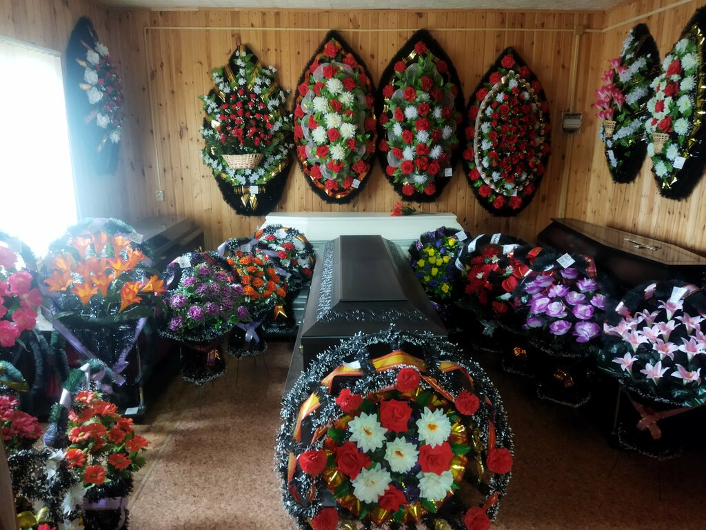 Heykel ve mezarlık taşı üreticileri Похоронный дом, Sokol, foto