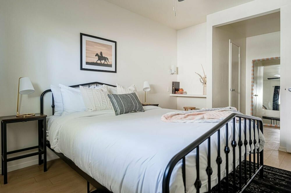 Otel Rancho Del Sol l No Service Fees 55 Roku TV, Austin, foto