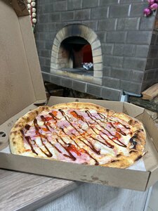 Pizza na drovah (Tamanskaya ulitsa No:151Б, posyolok Strelka), kafe  Krasnodarski krayından
