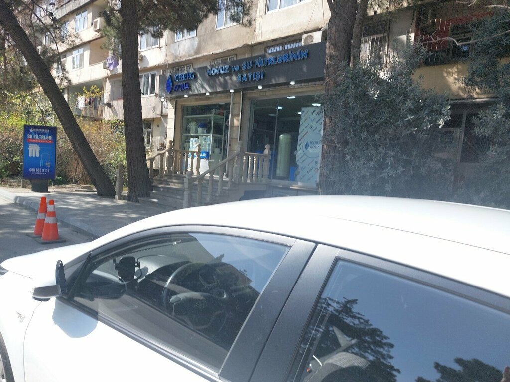 Temizlik ekipmanları Iceberg Aqua, Bakü, foto