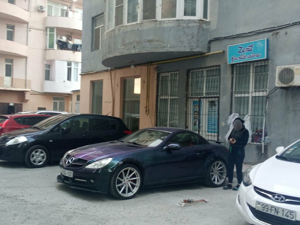 Berberler Zenit kishi salonu, Bakü, foto