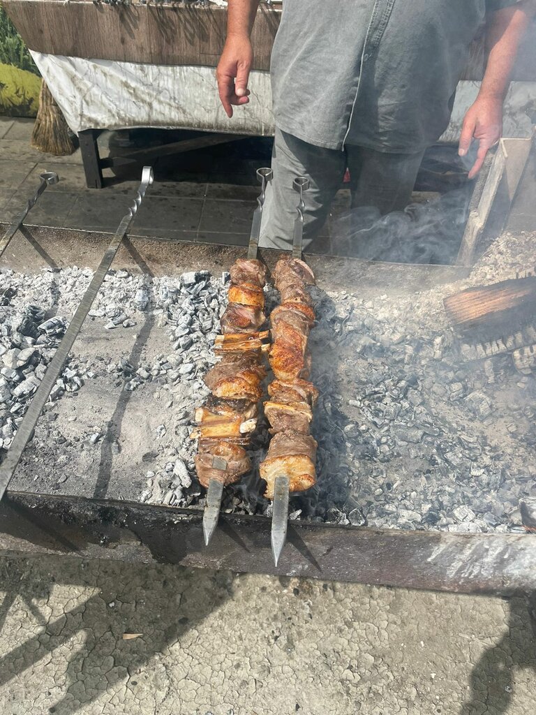 Kafe Шашлык у Асламбека, Çeçen Cumhuriyeti, foto