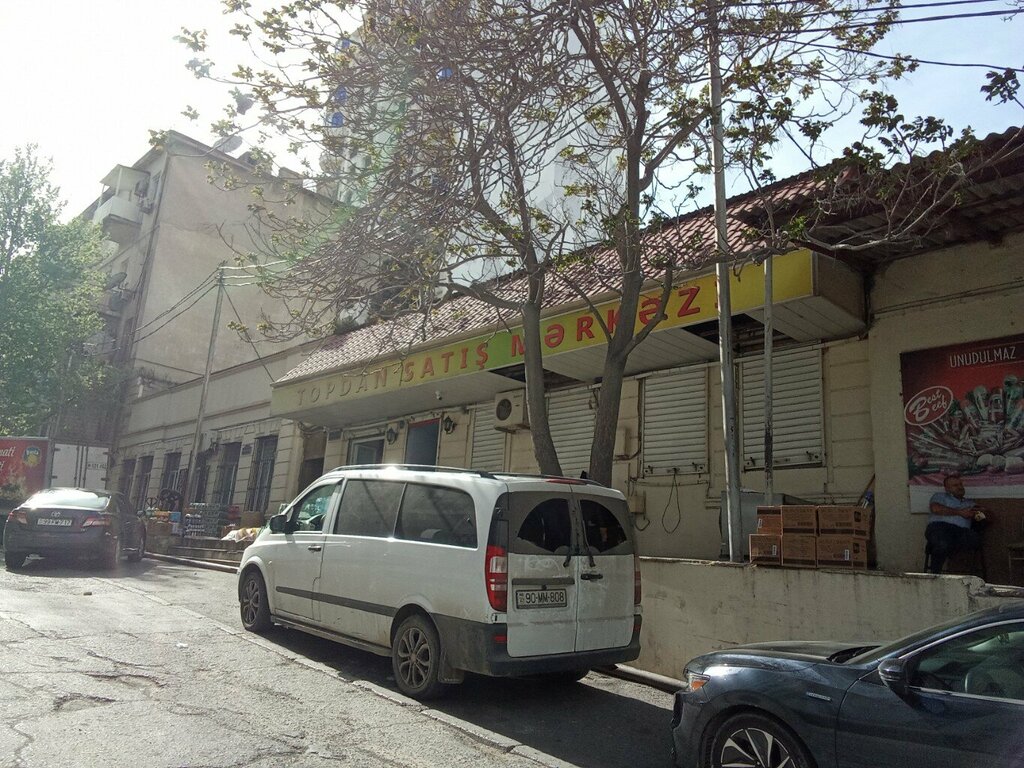 Market Topdan Satış Mərkəzi, Bakü, foto