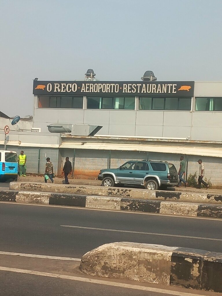 Restoran O RecO Aeroporto, Loanda, foto
