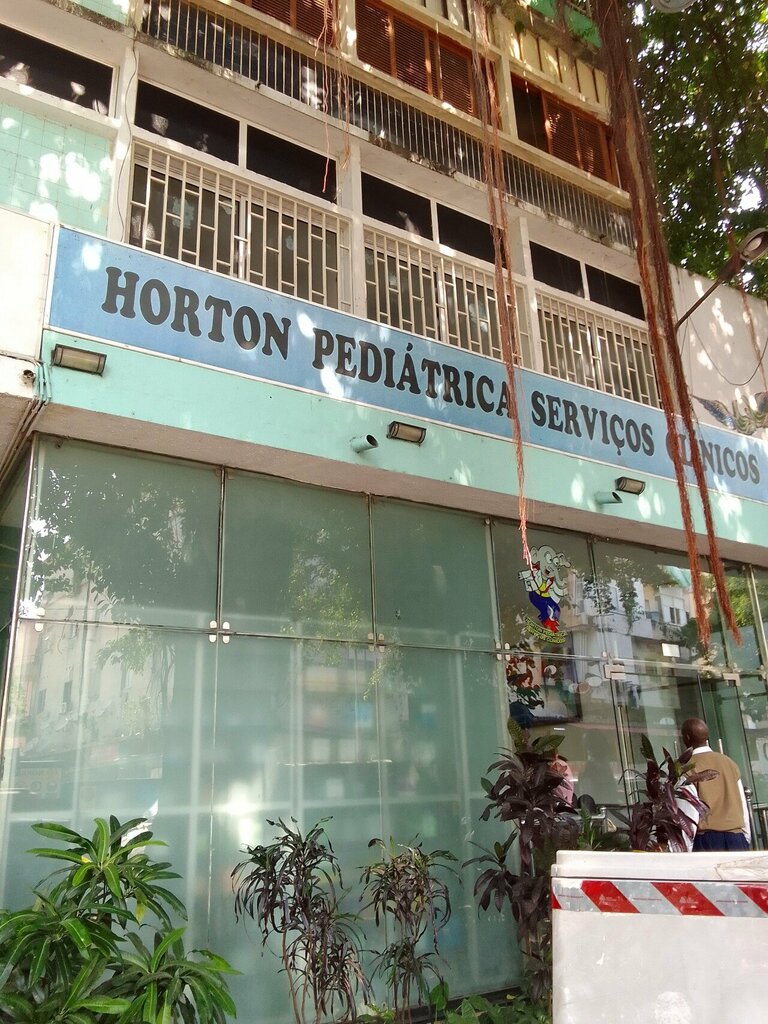Tıp merkezleri ve klinikler Horton Pediatria, Loanda, foto