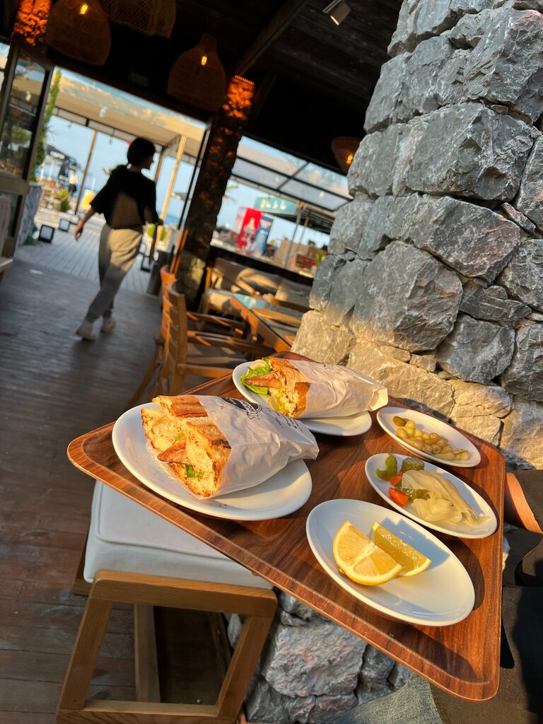 Restoran Köpük Cafe Köfte & Balık & Kahvaltı, Atakum, foto