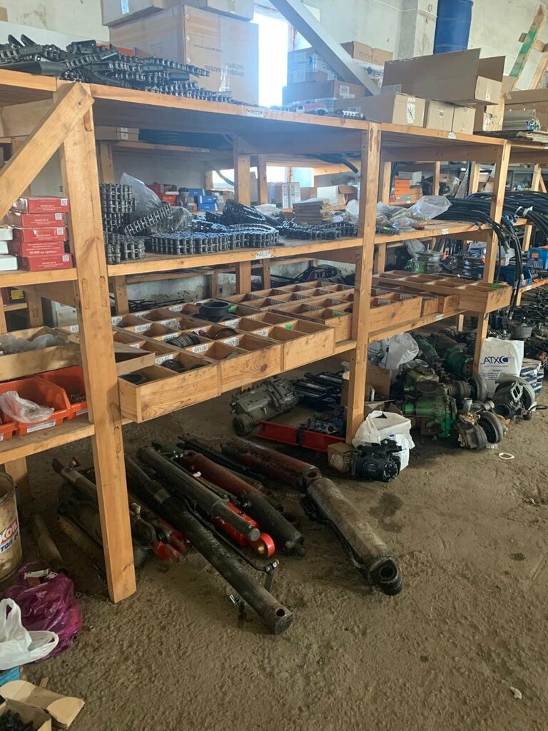 Tarım makineleri, ekipmanlar Агроцентр-Юг, Krasnodarski krayı, foto