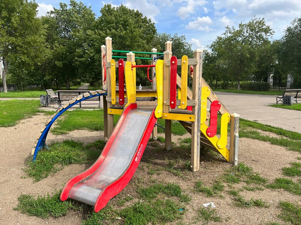 Oyun alanı Playground, Magnitogorsk, foto