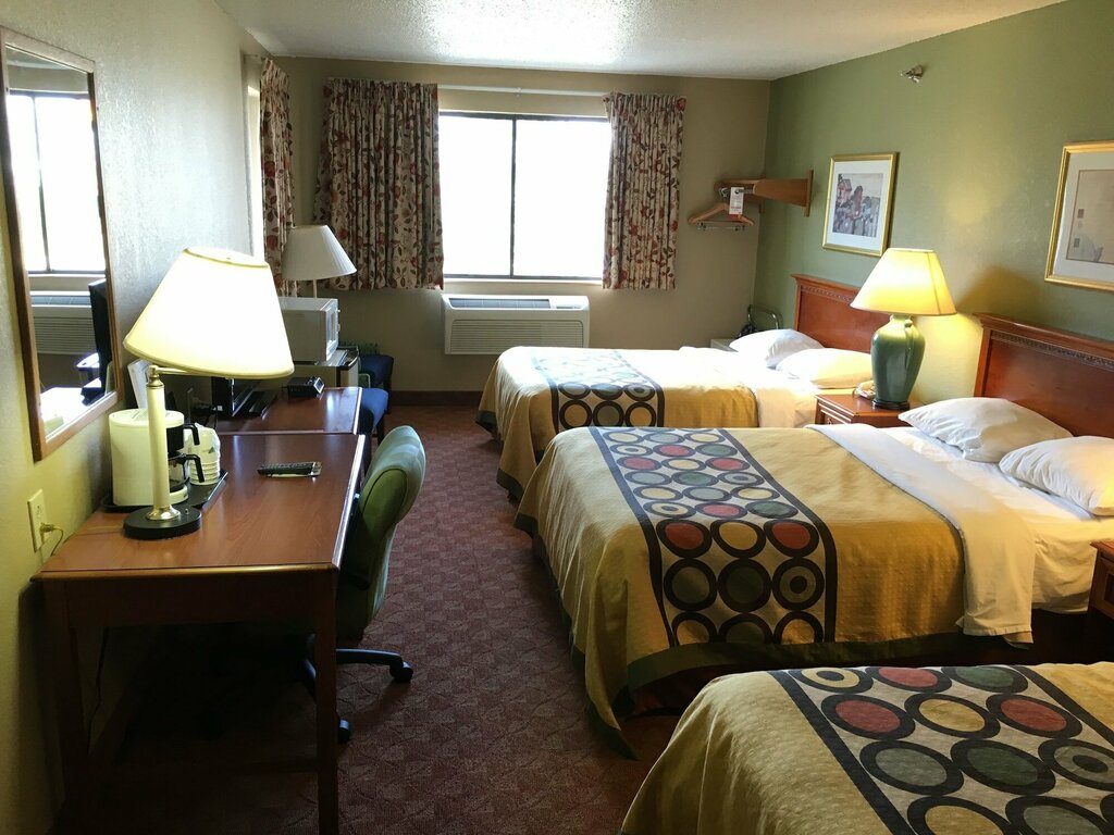 Otel Super 8 by Wyndham Howe, İndiana Eyaleti, foto