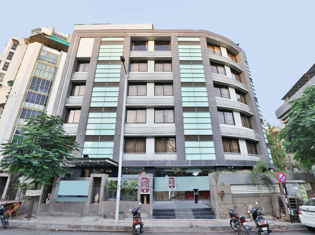 Otel Dev Aadi Hotel, Ahmadabad, foto