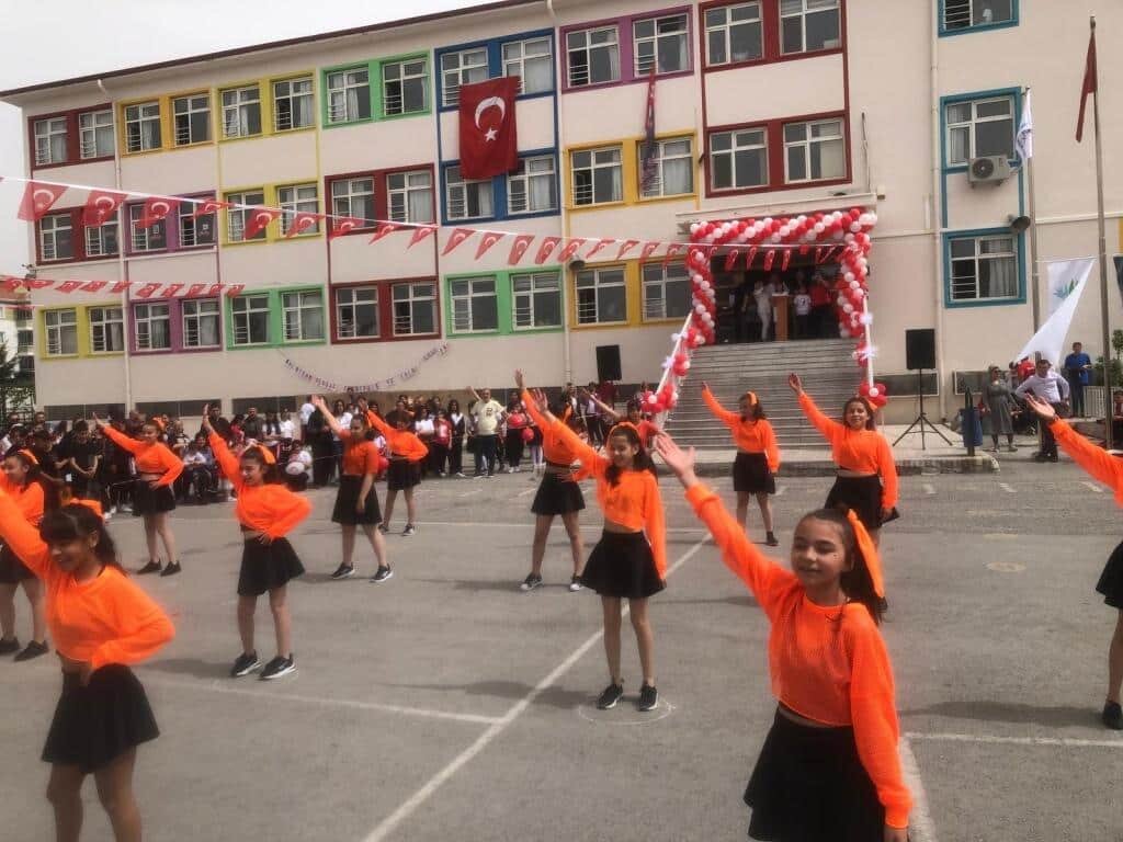 Ortaokul Dr. Sadık Ahmet Ortaokulu, Çorum, foto