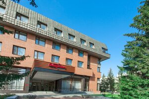 Oktyabrskaya (Sofyi Kovalevskoy Street No:17, Yekaterinburg), otel  Yekaterinburg'dan
