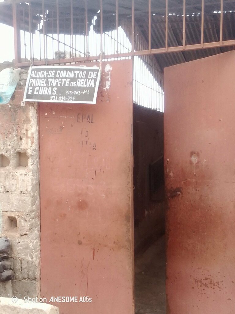Kutlama ürünleri Aluga-se Cadeiras, Loanda, foto