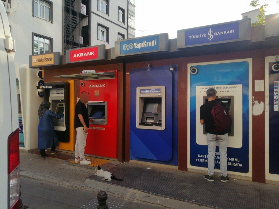 ATM'ler Yapı Kredi, İstanbul, foto