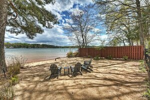 Laid Back Lake Life by Avantstay Waterfront View (North Carolina, Iredell County), otel  Kuzey Carolina Eyaleti'nden